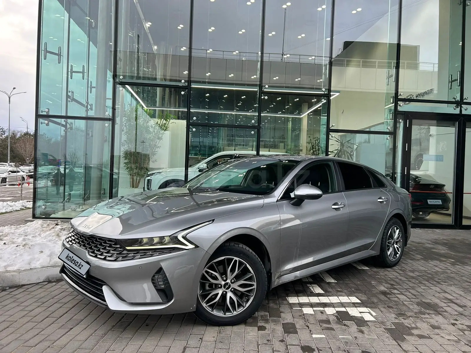 Продажа Kia K5 2022 года в Алматы - №165290879: цена 11900000₸. Купить Kia K5 — Колёса