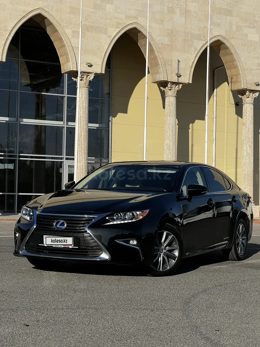 Продажа Lexus ES 300h 2018 года в Атырау - №179255350: цена 11000000₸. Купить Lexus ES 300h — Колёса