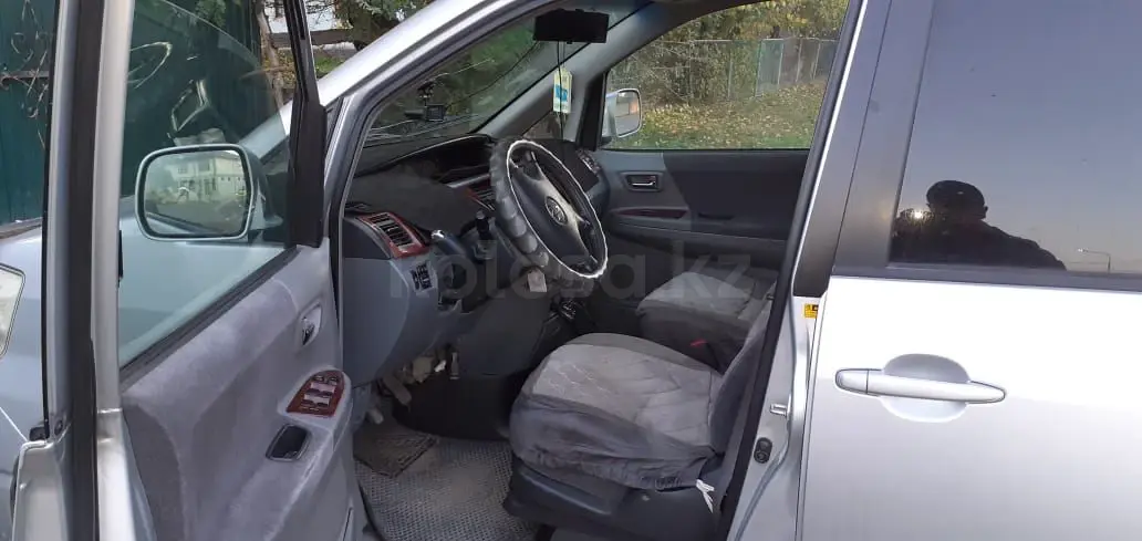 Продажа Toyota Noah 2002 года в Алматы - №180740104: цена 4200000 ...