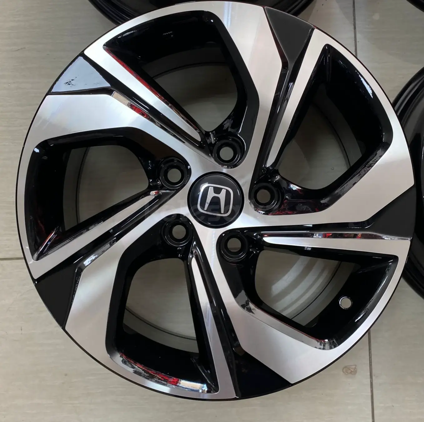 Новые 16-ые диски на Honda в Астане — объявление №162867193: диски на ...
