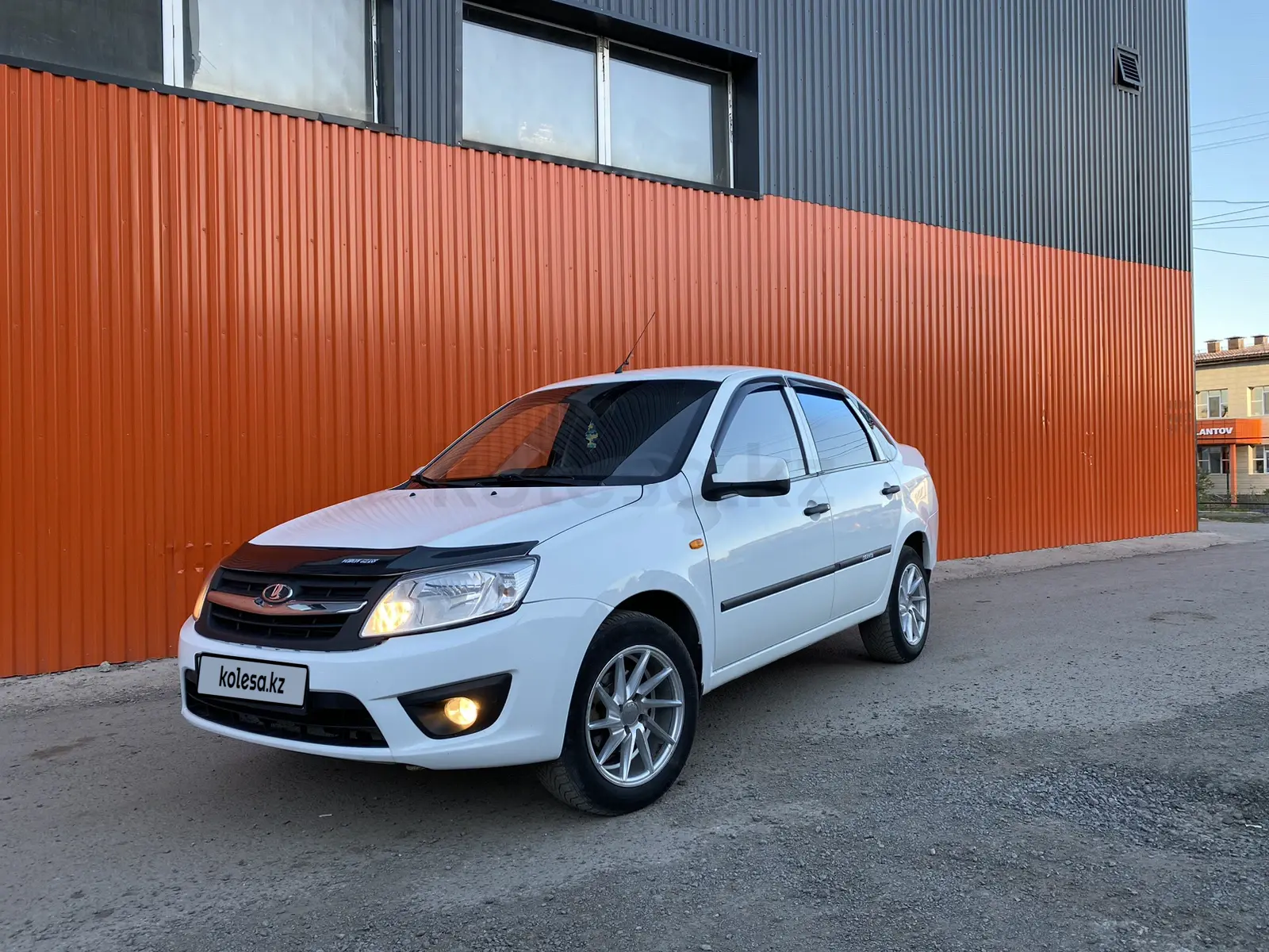 Продажа ВАЗ (Lada) Granta 2190 2013 года в Темиртау - №168921947: цена ...