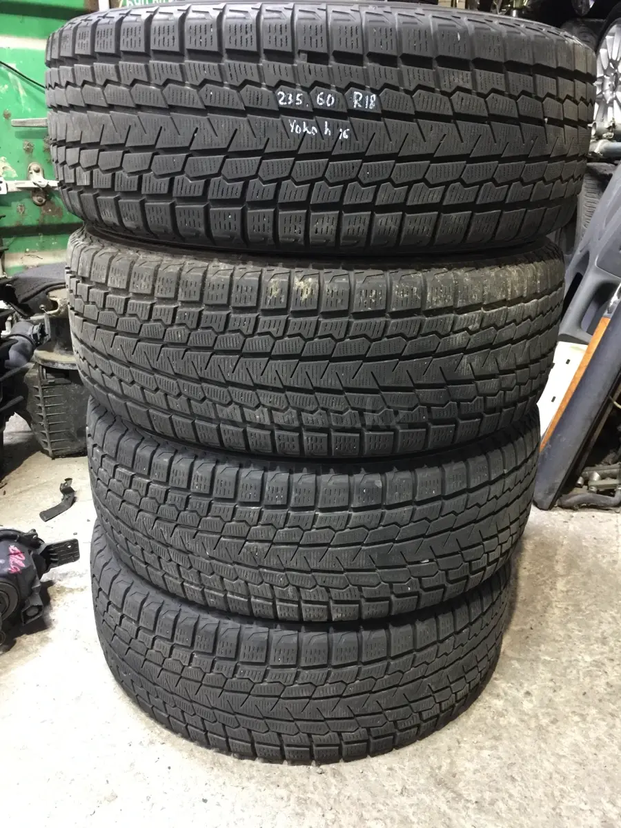 Резина зимняя 235/60 r18 Yokohama, из Японии в Алматы — объявление ...